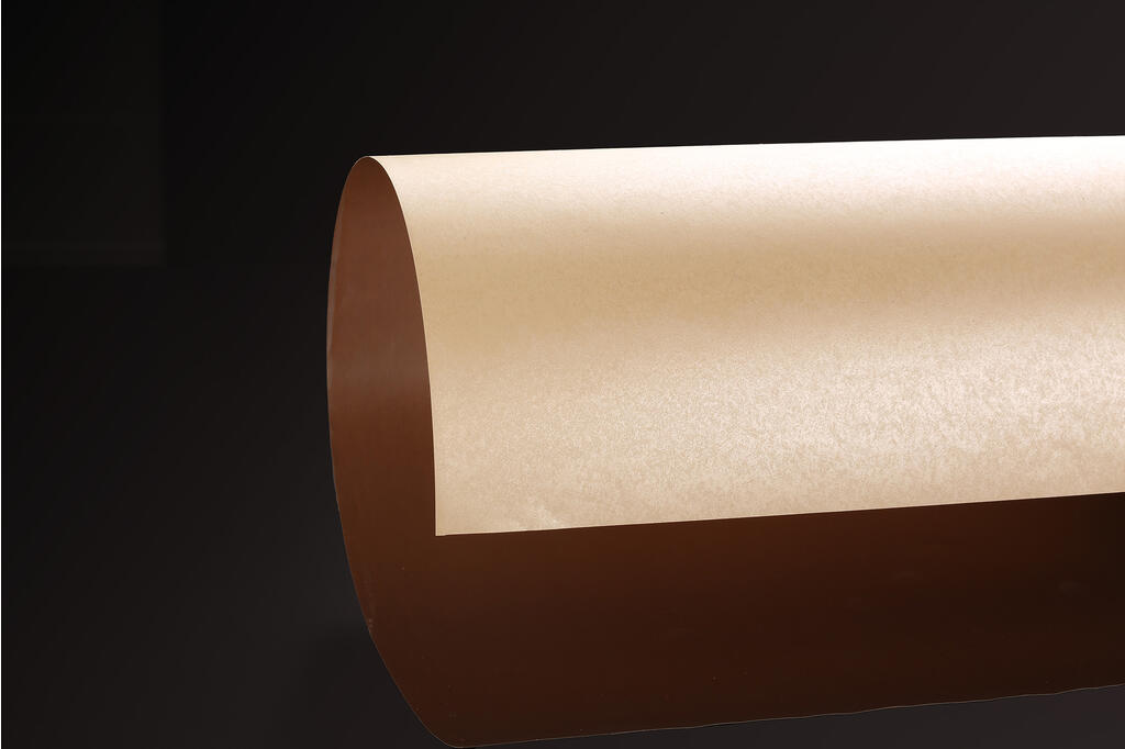 Gavepapir, Creme/Taupe (5) finnes i flere bredder - Ludvigsen AS